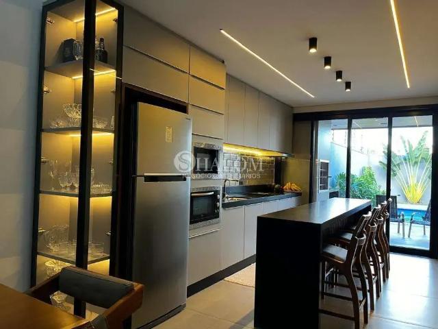 Casa / Sobrado para Venda em Maringá/PR Jardim Alvorada 3 Quartos