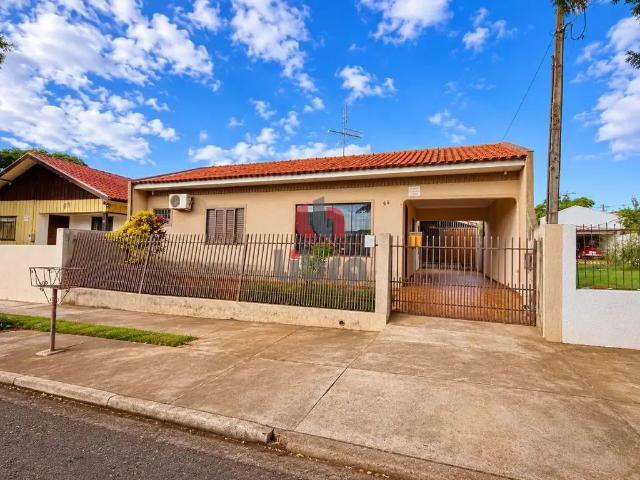 Casa / Sobrado para Venda em Maringá/PR Jardim Alvorada 4 Quartos
