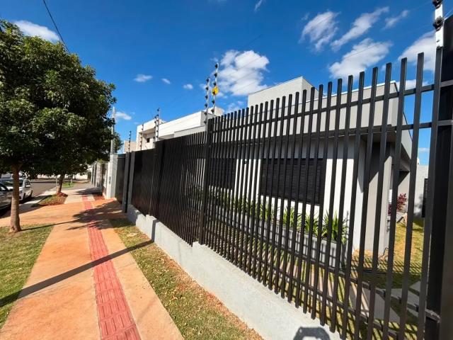 Casa / Sobrado para Venda em Maringá/PR Jardim Canadá