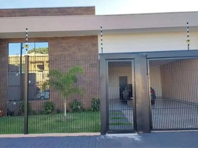 Casa / Sobrado para Venda em Maringá/PR Jardim Canadá 3 Quartos