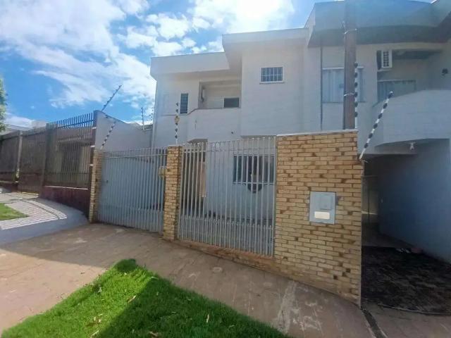 Casa / Sobrado para Venda em Maringá/PR Jardim Colina Verde 3 Quartos