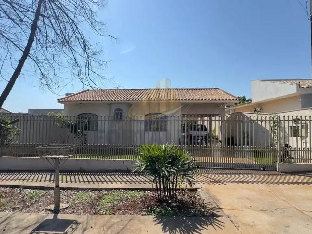 Casa / Sobrado para Venda em Maringá/PR Jardim Continental 4 Quartos