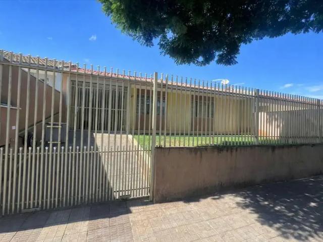 Casa / Sobrado para Venda em Maringá/PR Jardim da Glória 3 Quartos