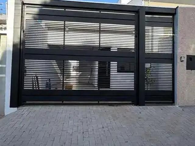 Casa / Sobrado para Venda em Maringá/PR Jardim Dias I 2 Quartos
