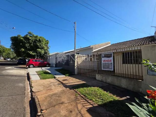 Casa / Sobrado para Venda em Maringá/PR Jardim Dias I 2 Quartos