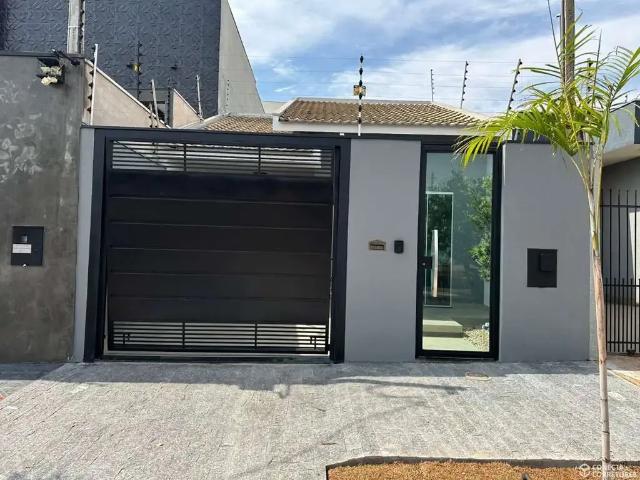 Casa / Sobrado para Venda em Maringá/PR Jardim Dias I 3 Quartos