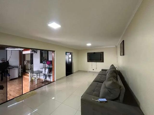 Casa / Sobrado para Venda em Maringá/PR Jardim do Carmo 3 Quartos