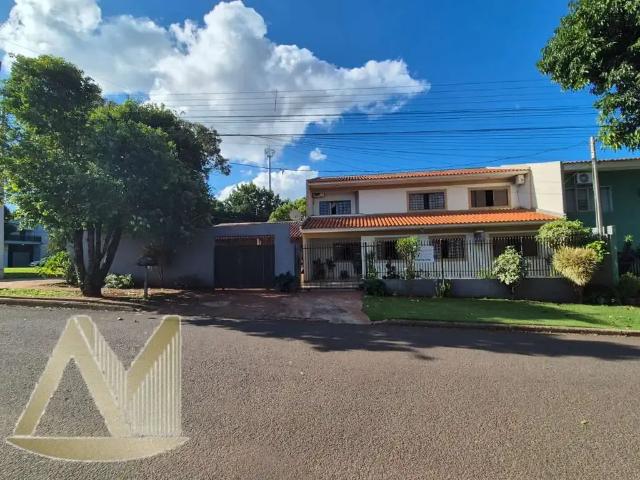 Casa / Sobrado para Venda em Maringá/PR Jardim dos Pássaros 3 Quartos