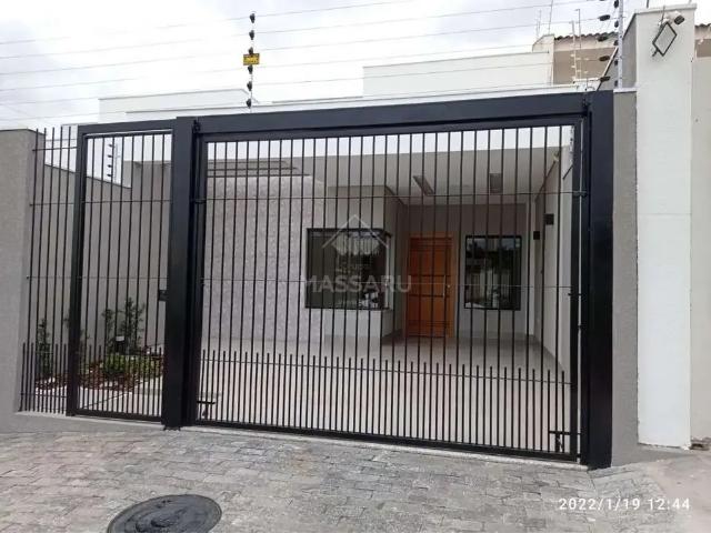 Casa / Sobrado para Venda em Maringá/PR Jardim Fregadolli 3 Quartos