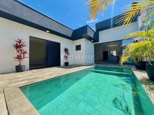 Casa / Sobrado para Venda em Maringá/PR Jardim Itália 3 Quartos