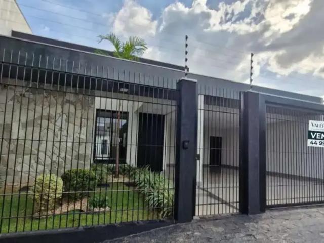 Casa / Sobrado para Venda em Maringá/PR Jardim Itália 3 Quartos