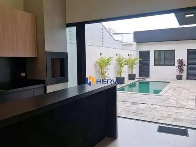 Casa / Sobrado para Venda em Maringá/PR Jardim Itália 3 Quartos
