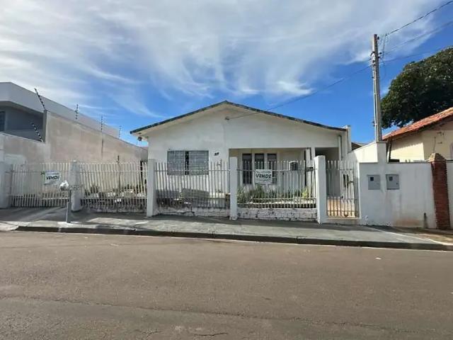 Casa / Sobrado para Venda em Maringá/PR Jardim Liberdade 2 Quartos