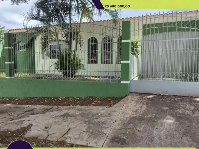 Casa / Sobrado para Venda em Maringá/PR Jardim Pinheiros 4 Quartos