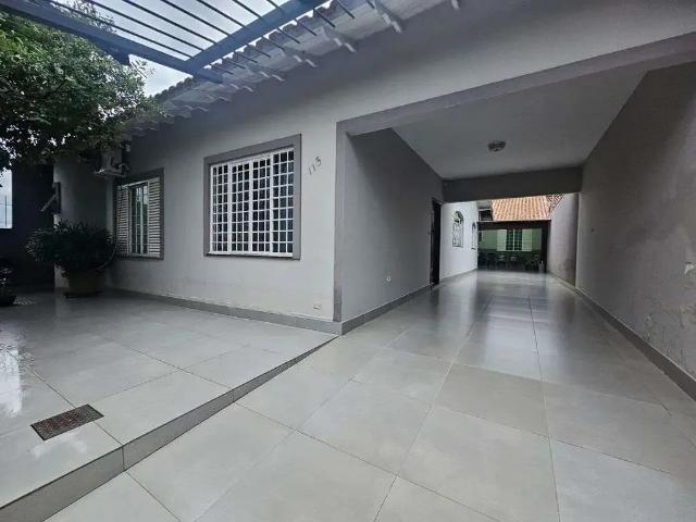 Casa / Sobrado para Venda em Maringá/PR Jardim Pinheiros 3 Quartos