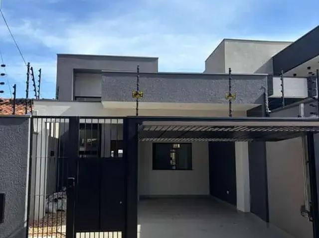 Casa / Sobrado para Venda em Maringá/PR Jardim Pinheiros 3 Quartos