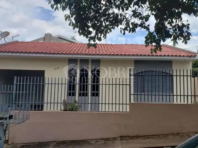 Casa / Sobrado para Venda em Maringá/PR Jardim São Conrado 2 Quartos
