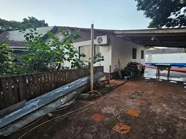 Casa / Sobrado para Venda em Maringá/PR Jardim Tabaete 3 Quartos