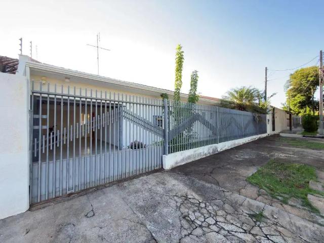 Casa / Sobrado para Venda em Maringá/PR Jardim Vitória 3 Quartos