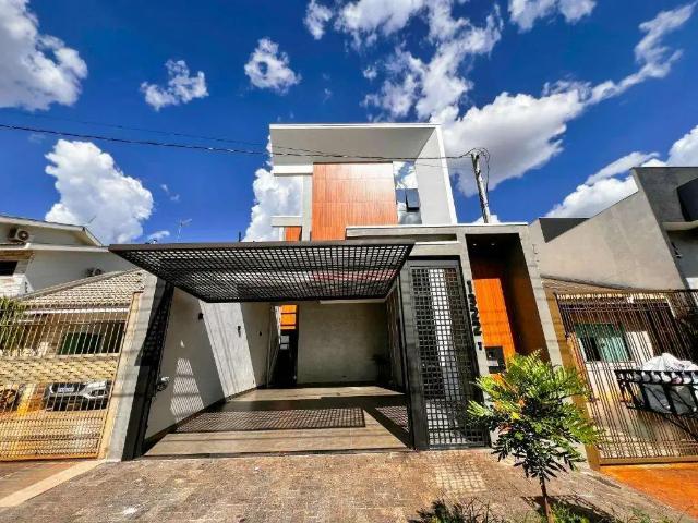 Casa / Sobrado para Venda em Maringá/PR Parque Avenida 4 Quartos