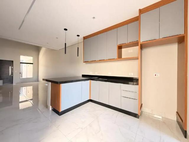 Casa / Sobrado para Venda em Maringá/PR Parque das Bandeiras 3 Quartos