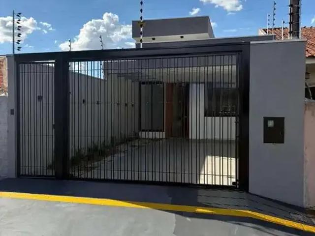 Casa / Sobrado para Venda em Maringá/PR Parque das Bandeiras 3 Quartos