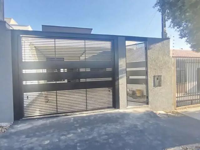 Casa / Sobrado para Venda em Maringá/PR Parque das Laranjeiras 3 Quartos