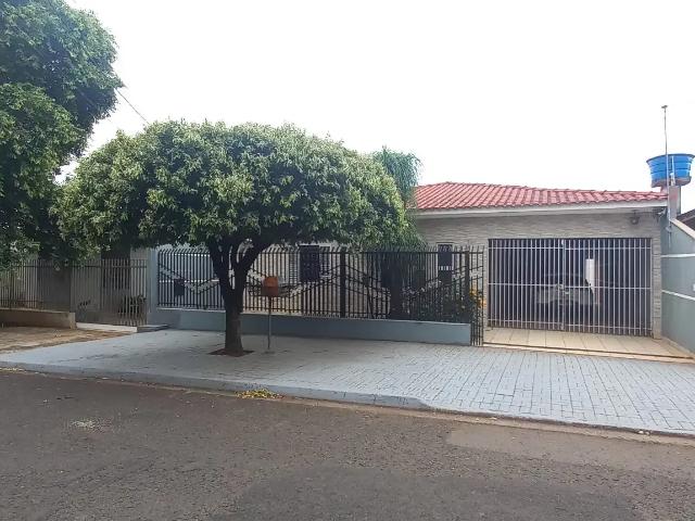 Casa / Sobrado para Venda em Maringá/PR Parque Hortência 3 Quartos