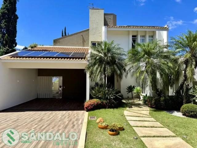 Casa / Sobrado para Venda em Maringá/PR Parque Industrial 4 Quartos