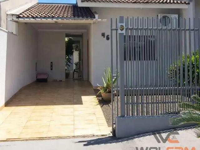 Casa / Sobrado para Venda em Maringá/PR Parque Industrial I 2 Quartos