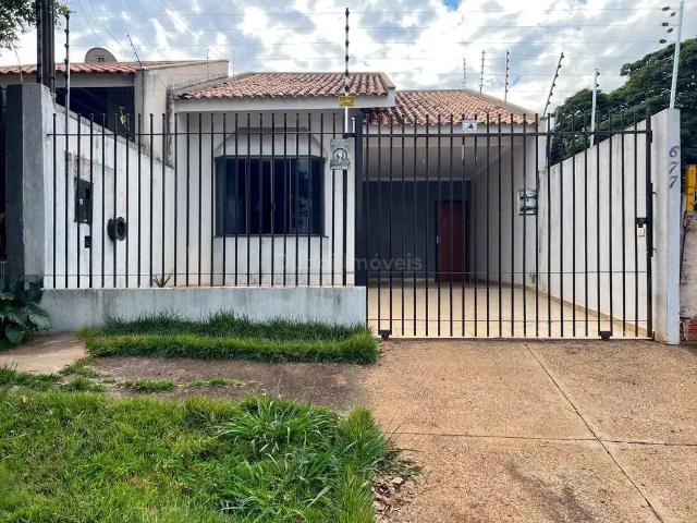 Casa / Sobrado para Venda em Maringá/PR Parque Residencial Aeroporto 2 Quartos