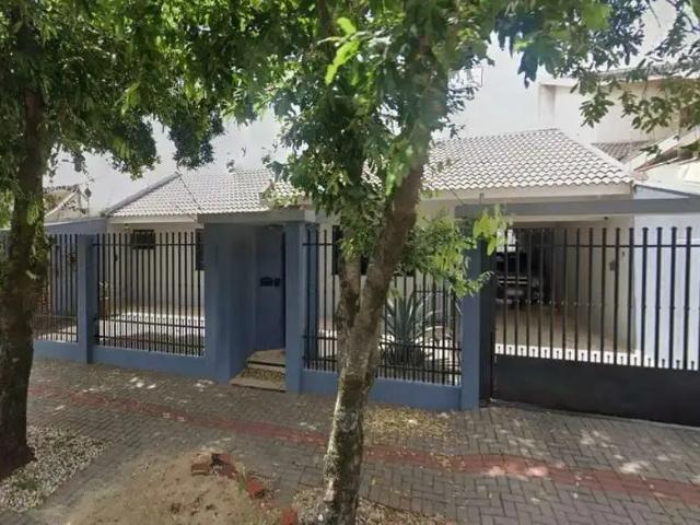 Casa / Sobrado para Venda em Maringá/PR Parque Residencial Tuiuti 3 Quartos