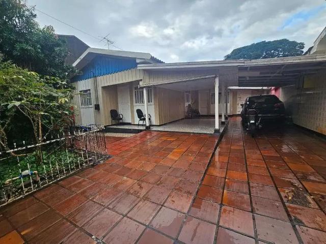 Casa / Sobrado para Venda em Maringá/PR Vila Esperança 3 Quartos