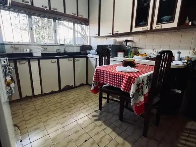 Casa / Sobrado para Venda em Maringá/PR Vila Nova 3 Quartos