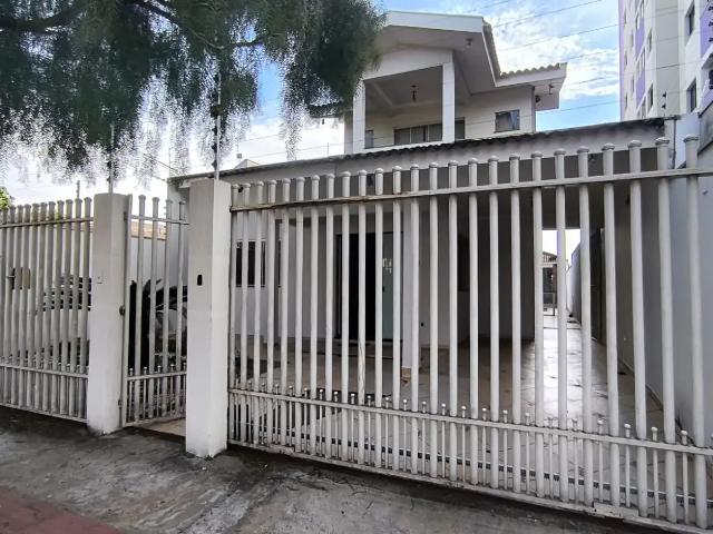Casa / Sobrado para Venda em Maringá/PR Vila Santo Antônio
