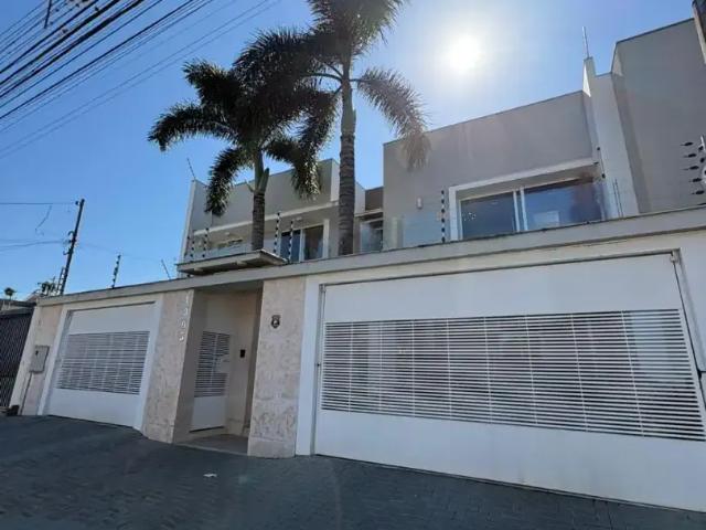 Casa / Sobrado para Venda em Maringá/PR Zona 02 1 Quartos