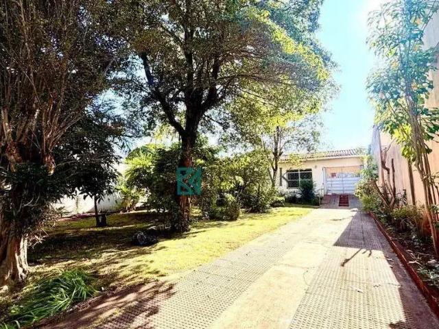 Casa / Sobrado para Venda em Maringá/PR Zona 02 3 Quartos