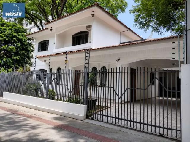 Casa / Sobrado para Venda em Maringá/PR Zona 07 4 Quartos