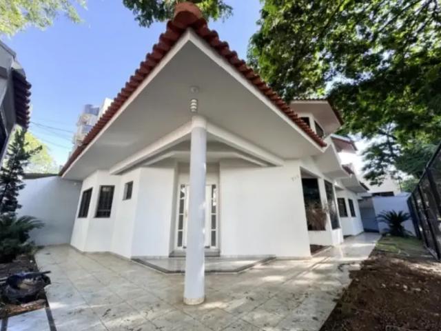 Casa / Sobrado para Venda em Maringá/PR Zona 07 3 Quartos
