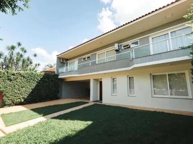 Casa / Sobrado para Venda em Maringá/PR Zona 04 3 Quartos
