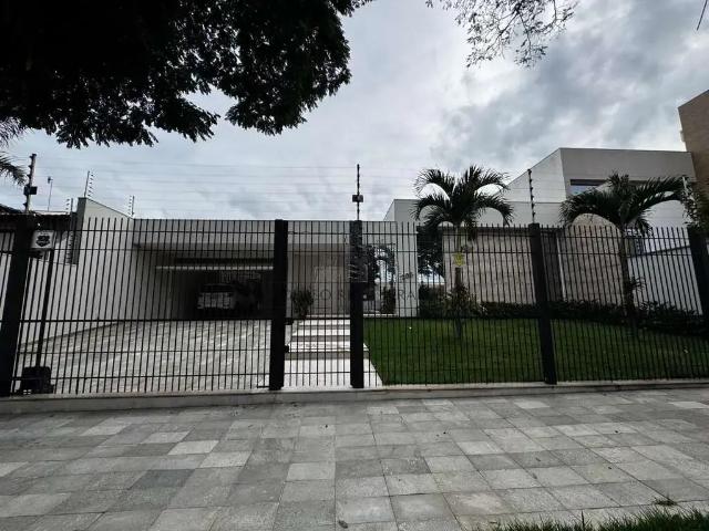 Casa / Sobrado para Venda em Maringá/PR Zona 05 4 Quartos
