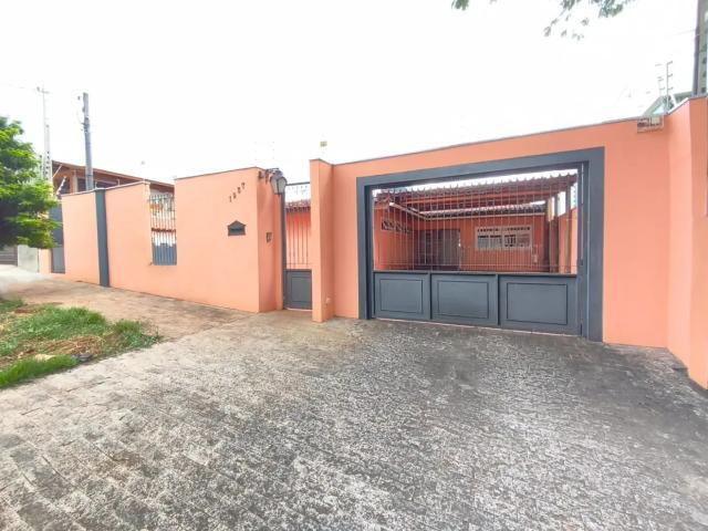 Casa / Sobrado para Venda em Maringá/PR Zona 05 5 Quartos