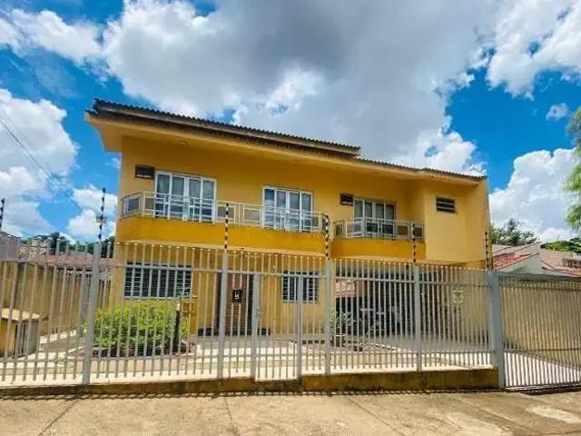 Casa / Sobrado para Venda em Maringá/PR Zona 05 5 Quartos