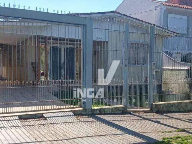 Casa / Sobrado para Venda em Maringá/PR Zona 05 3 Quartos