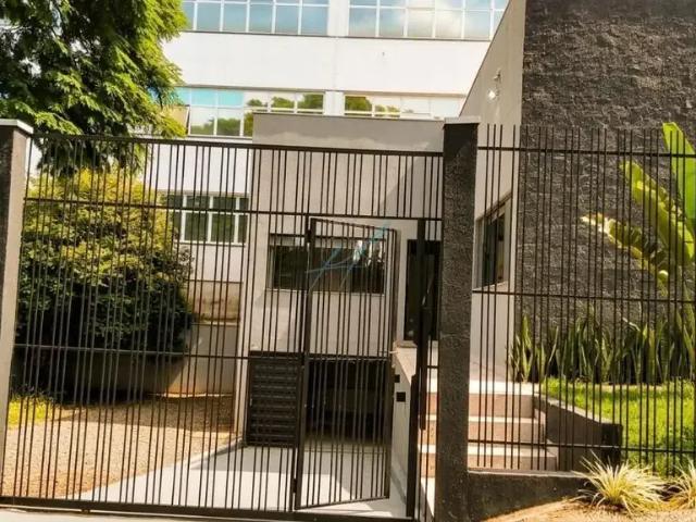 Casa / Sobrado para Venda em Maringá/PR Zona 05 3 Quartos