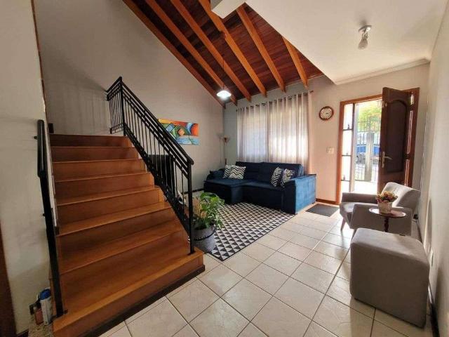 Casa / Sobrado para Venda em Maringá/PR Zona 20 3 Quartos