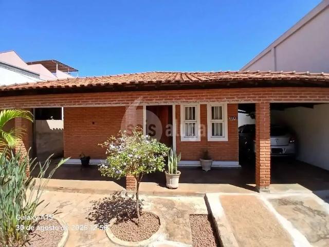 Casa / Sobrado para Venda em Matão/SP Vila Cardim 2 Quartos