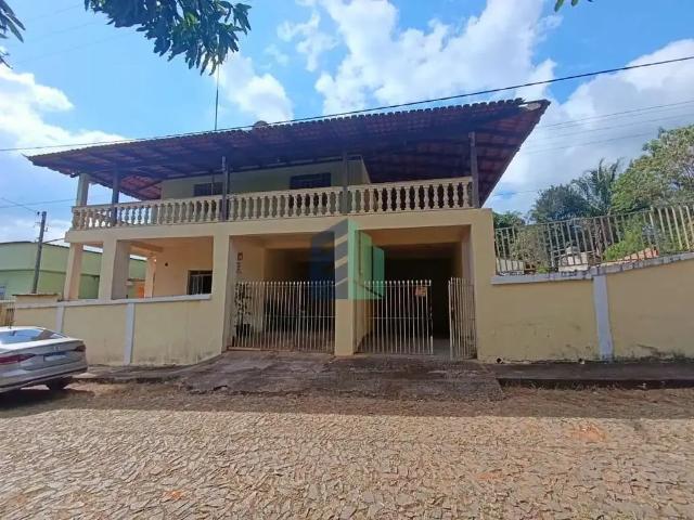 Casa / Sobrado para Venda em Mateus Leme/MG Centro 4 Quartos