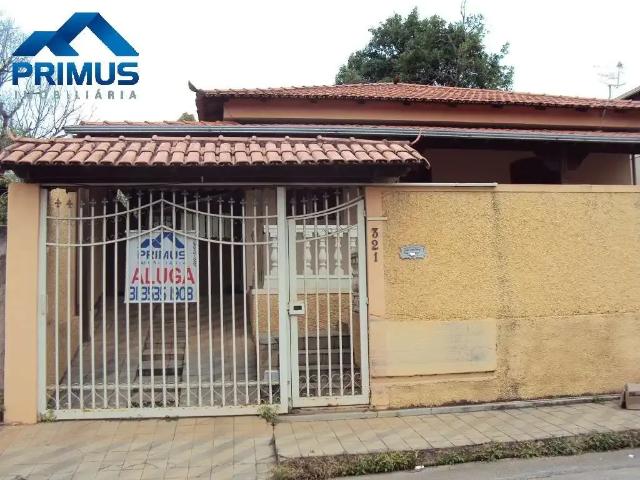 Casa / Sobrado para Venda em Mateus Leme/MG Centro 3 Quartos