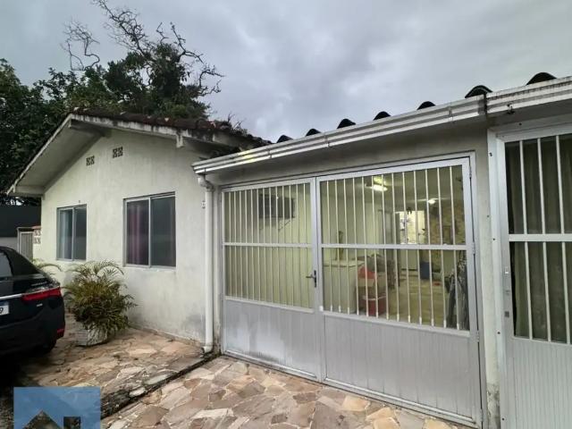 Casa / Sobrado para Venda em Matinhos/PR Albatroz 2 Quartos